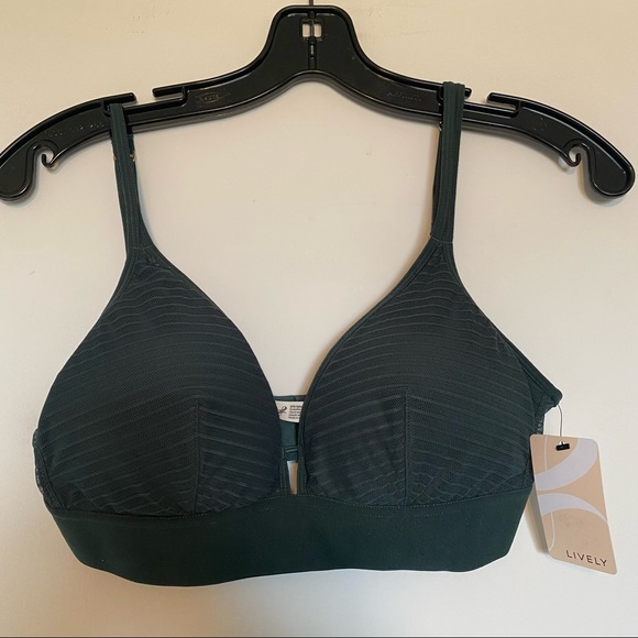 Lively | Intimates & Sleepwear | Lively The Bralette | Poshmark